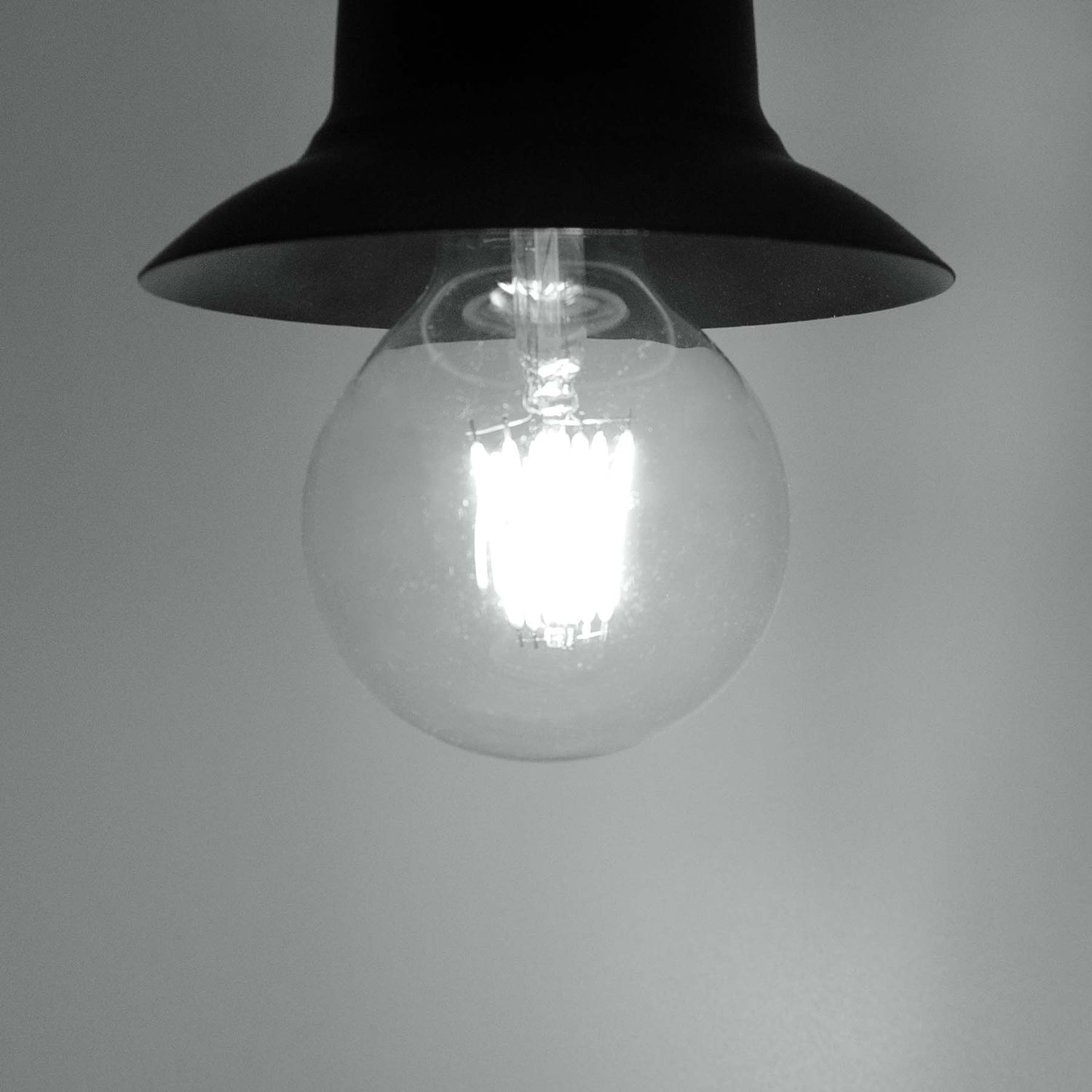 G80 Vintage Style Dimmable B22 8W LED Filament Globe Light Bulb